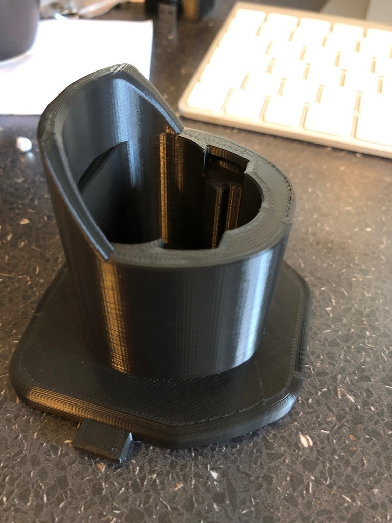 Archivo 3D gratis Adaptador para batería Bosch 12V a Makita 8270D 🧞‍♂️ ...