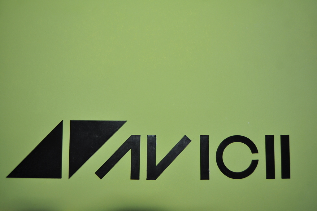Avicii Logo Hd Triangles