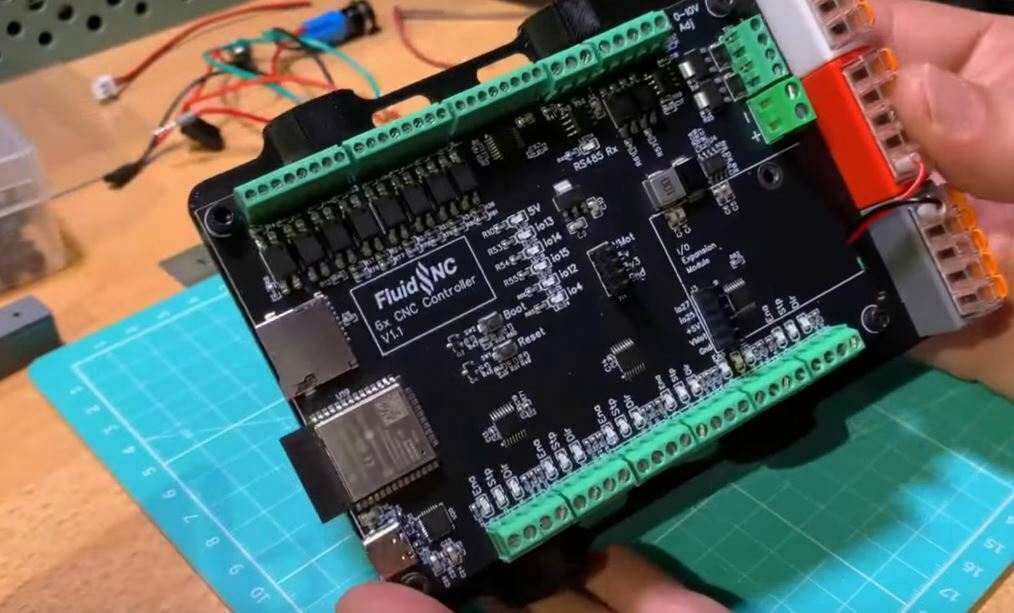 Free 3D file DIY universal controller ・3D printer model to download・Cults