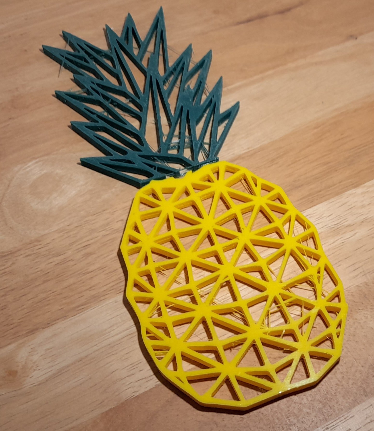 3D printable Pineapple wall sculpture 2D・Cults