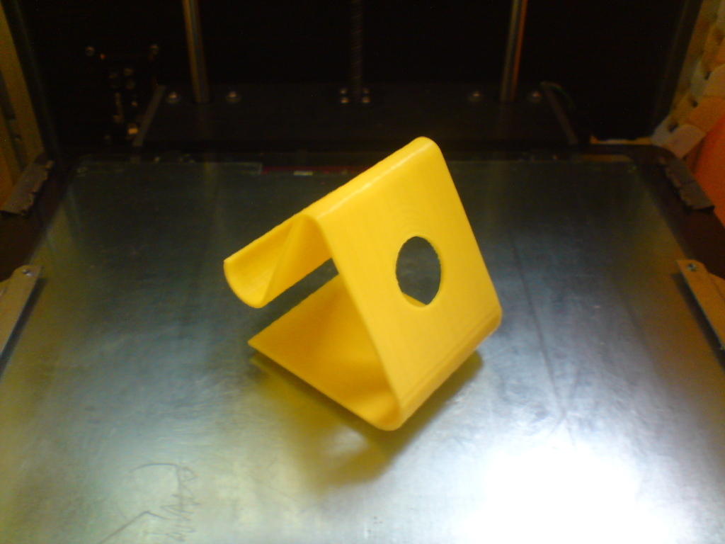 Archivo 3D gratis Soporte para smartphone tipo D (Delta) 📱 ・Modelo de ...