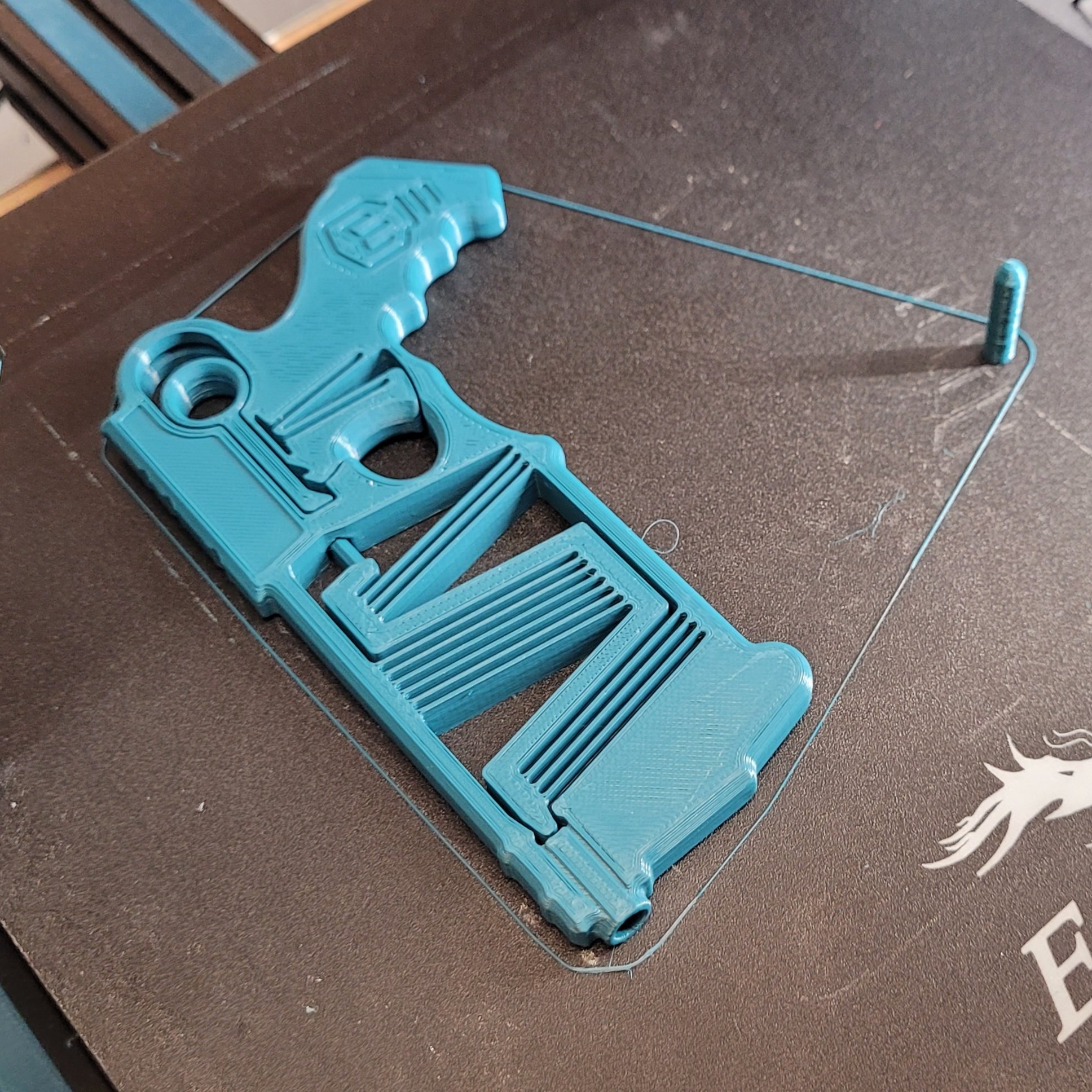 3D printable One Piece Compliant Mechanism Blaster (Mark Rober)・Cults