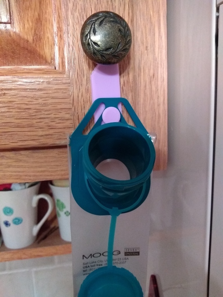 Free 3D file Zevex Enteral (MOOG) feeding pump bag hook 🪝 ・3D print ...