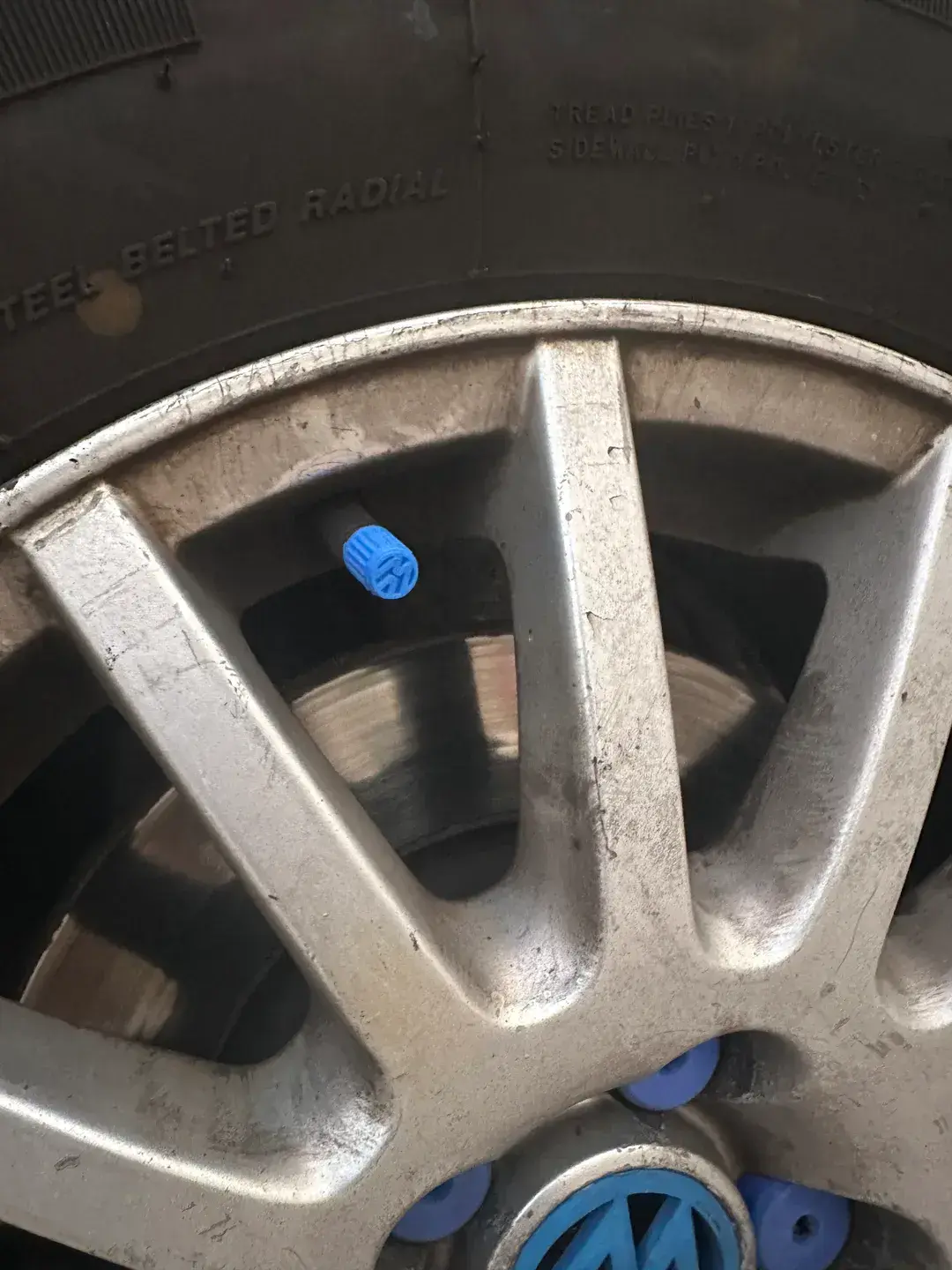 Free 3D file VW tire valve stem cap 🧢 ・3D printer design to download・Cults