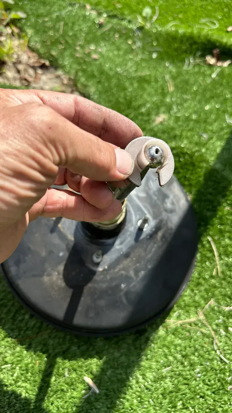 Free 3D file Volkswagen ,Audi, VAG ... brake pedal/ booster disconnect ...