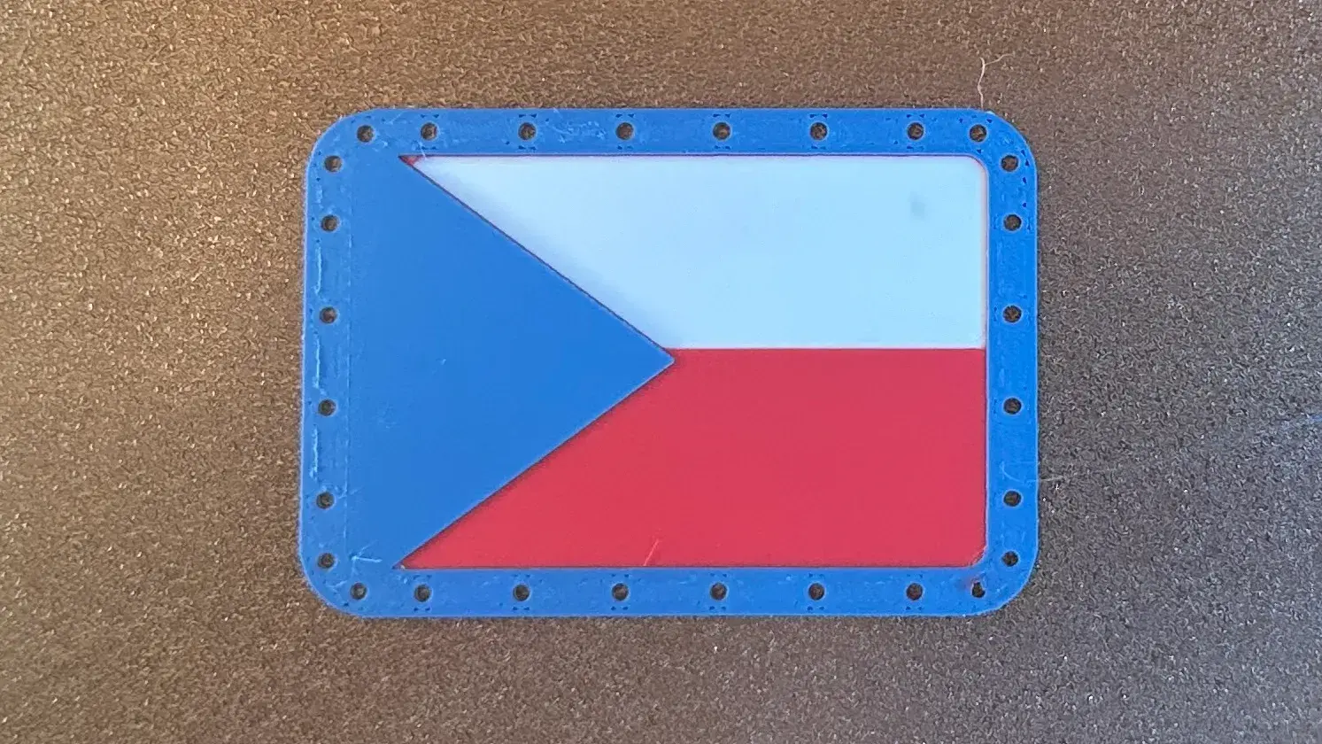 Free 3D file Czech sew-on patch rectangle 4 color no AMS nasivka 🎨 ・3D printer design to ...