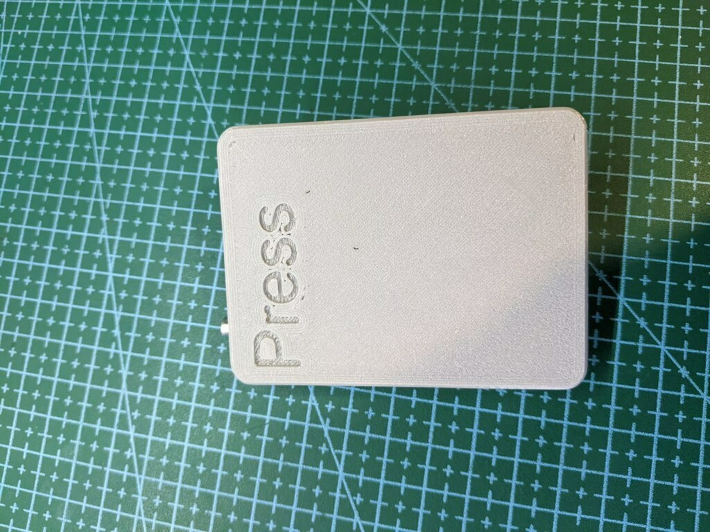 🚪 Spring-loaded sliding door lock・Free 3D File for ・Cults