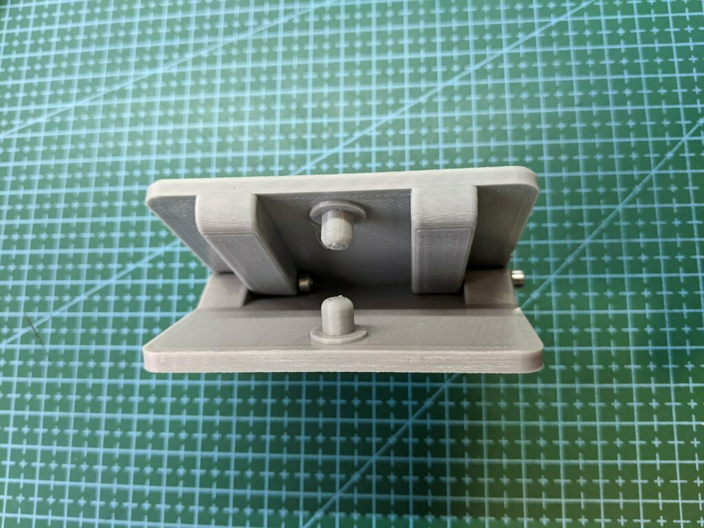 🚪 Spring-loaded sliding door lock・Free 3D File for ・Cults