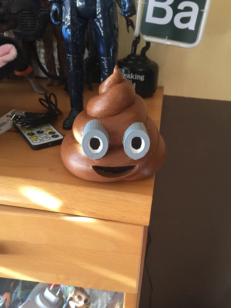 3D printable Pile of Poo Emoji (U+1F4A9)・Cults