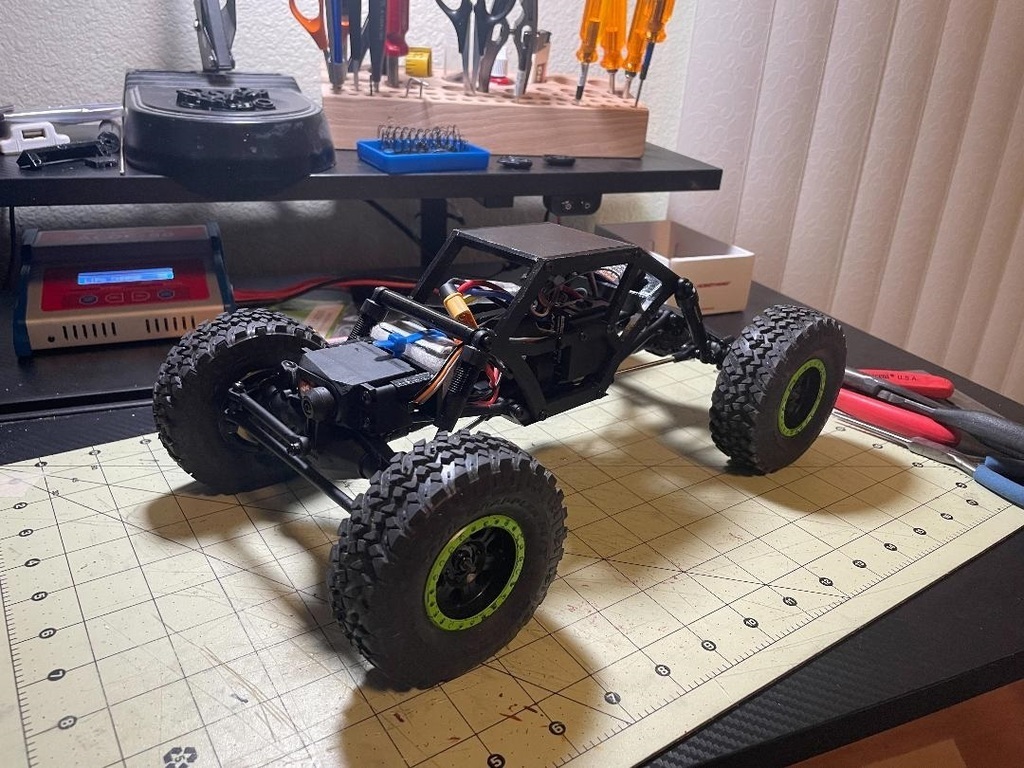 🚁 Axial UTB18 chassis・ STL File for ・Cults