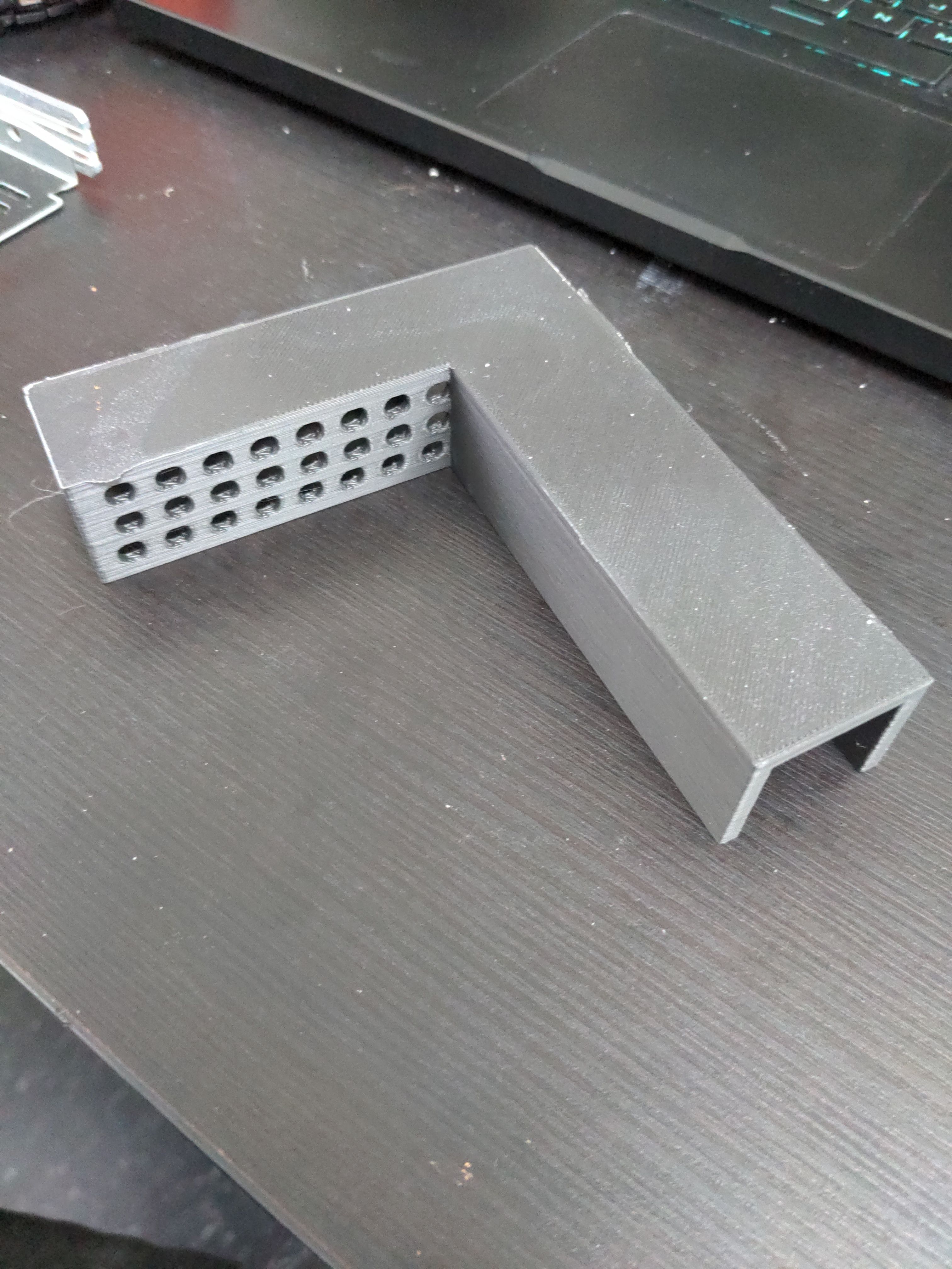 3D printing SAS/SATA tray caddy adapter 2.5"・Cults