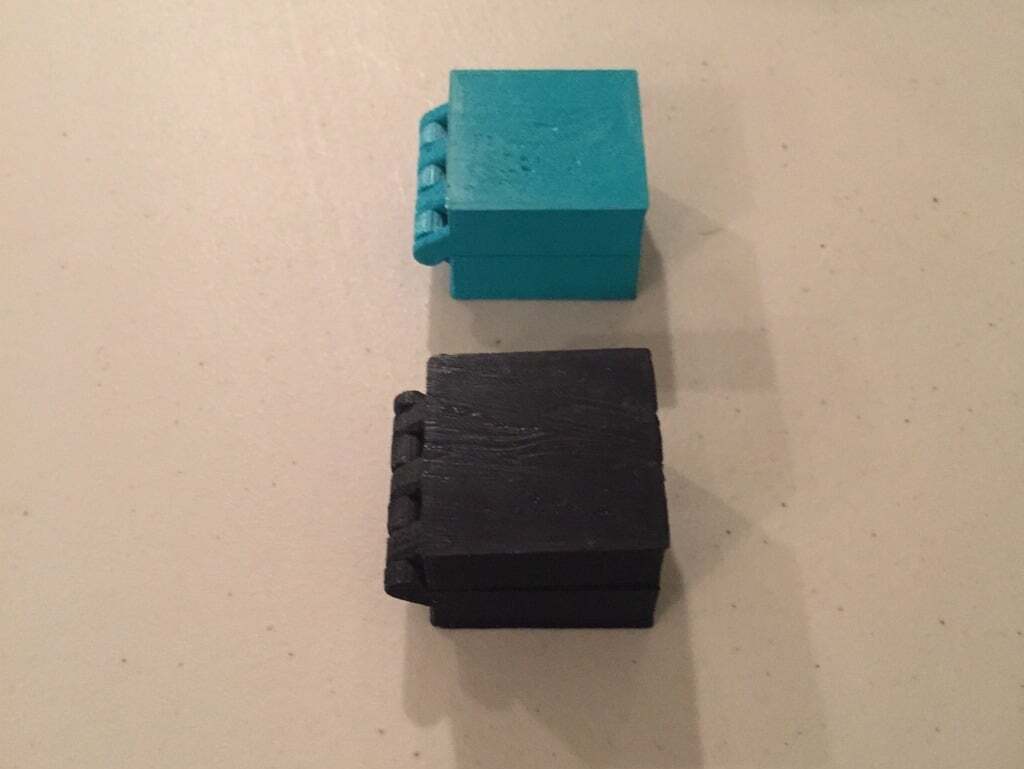 3D printable Hinged Box With Latch, Somewhat Parametric and Printable ...