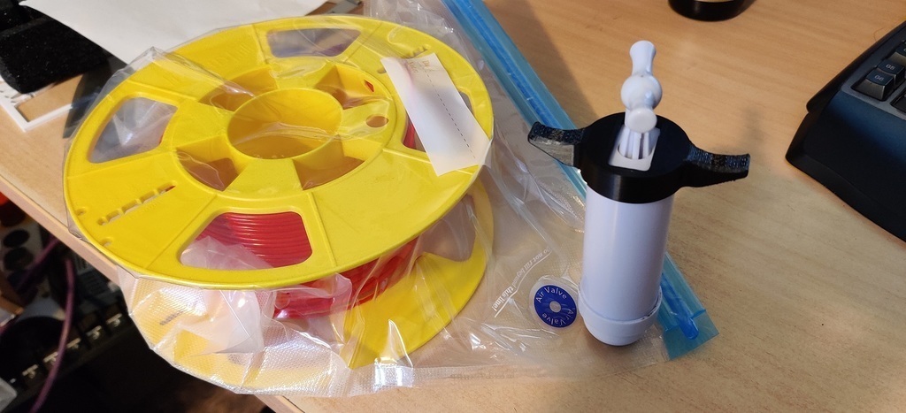 Free 3D file Vacuum Seal pump finger grip 🦭 ・Design to download and 3D ...