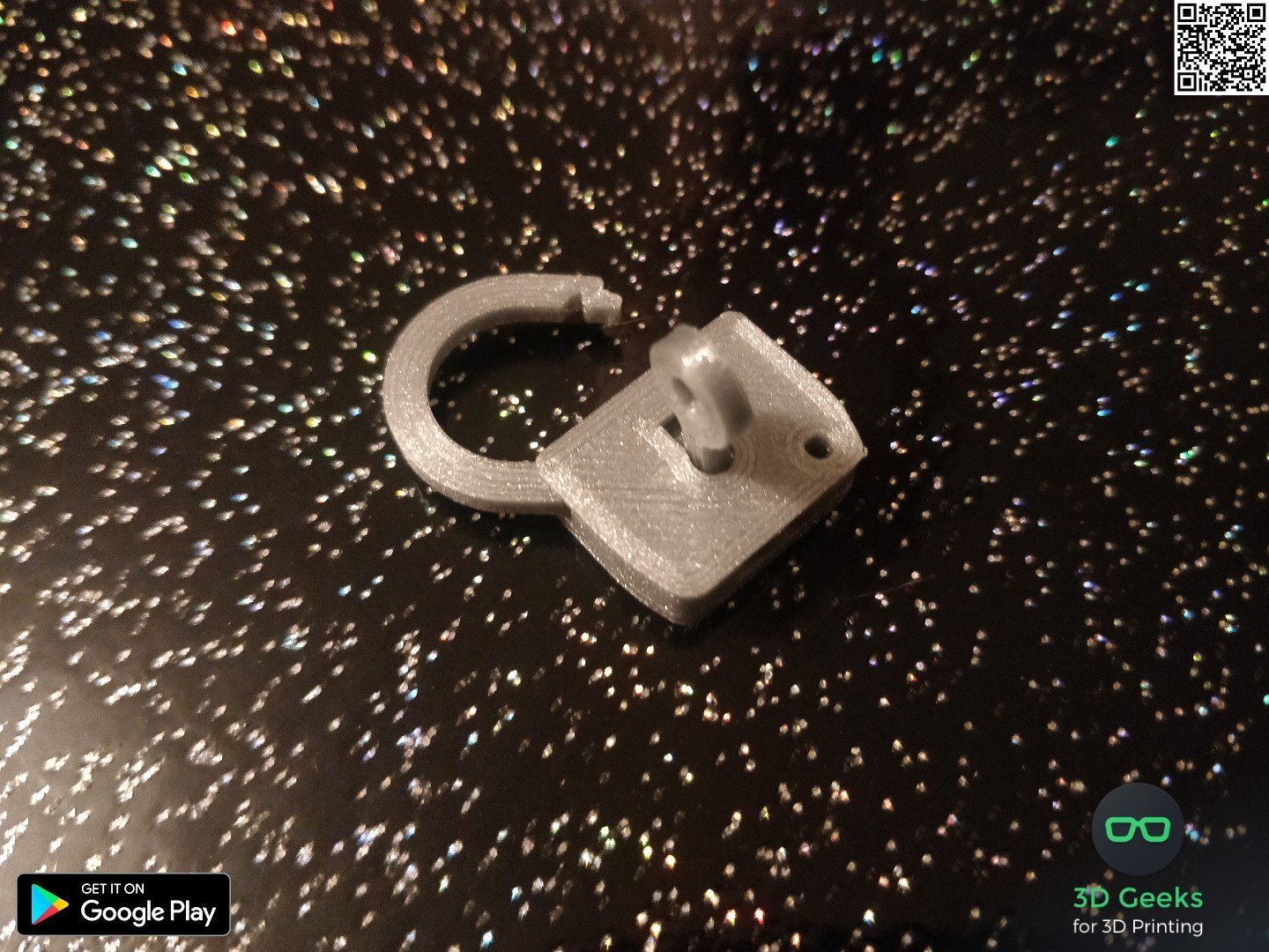 3D printable minimal mini lock with working mechanism and key・Cults