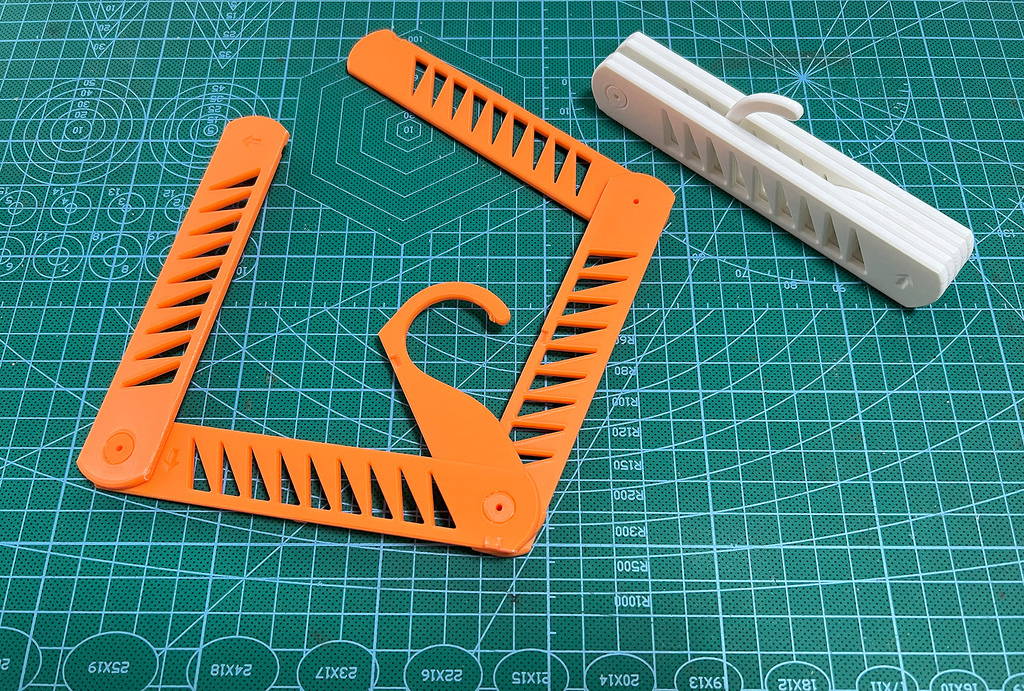 🌳 Foldable Hanger - print all at once・Free 3D File for ・Cults