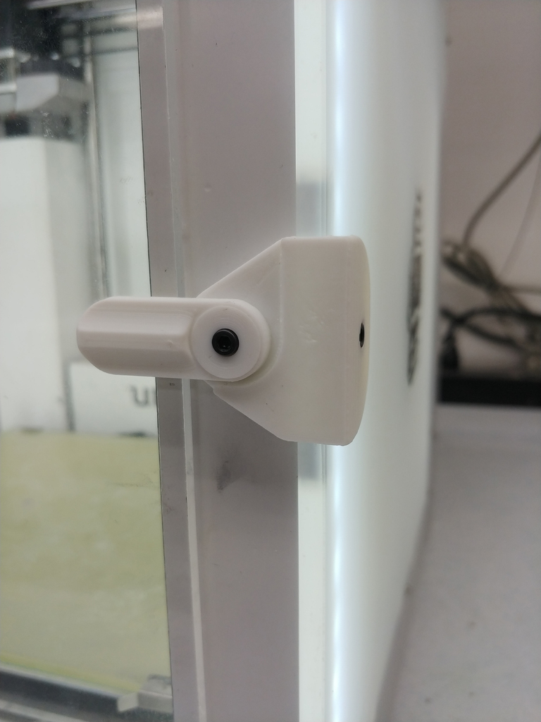 Free 3D file Ultimaker 2 Door Latch 🚪 ・3D printing template to download ...