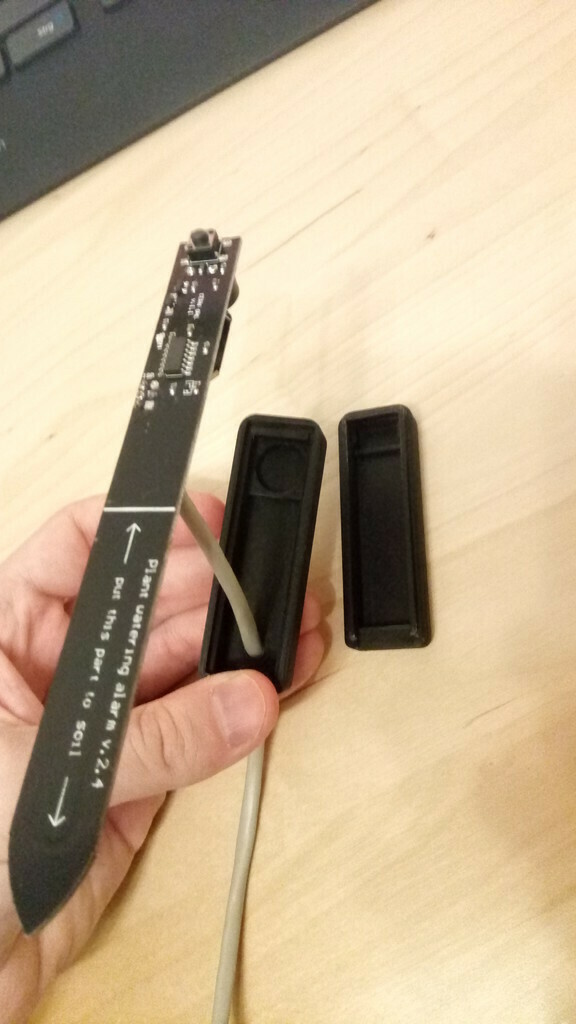 Free 3D file Plant watering: Soil moisture sensor "Chirp!" -case 🌿 ・3D ...