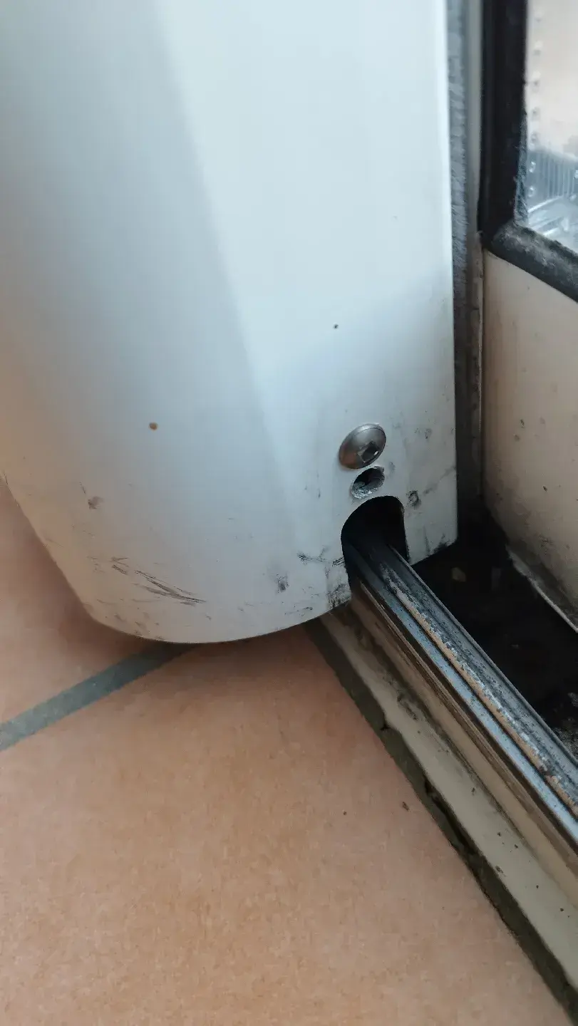 Free 3D file Sliding window rail cover 🪟 ・Design to download and 3D ...