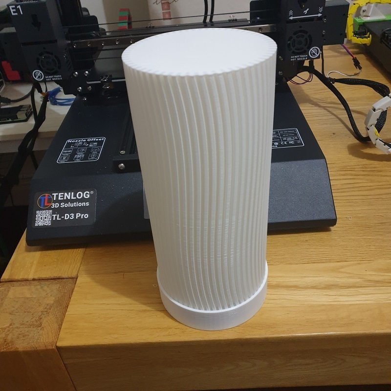 Free 3D file Wavey Lampshade 🪞・3D print object to download・Cults