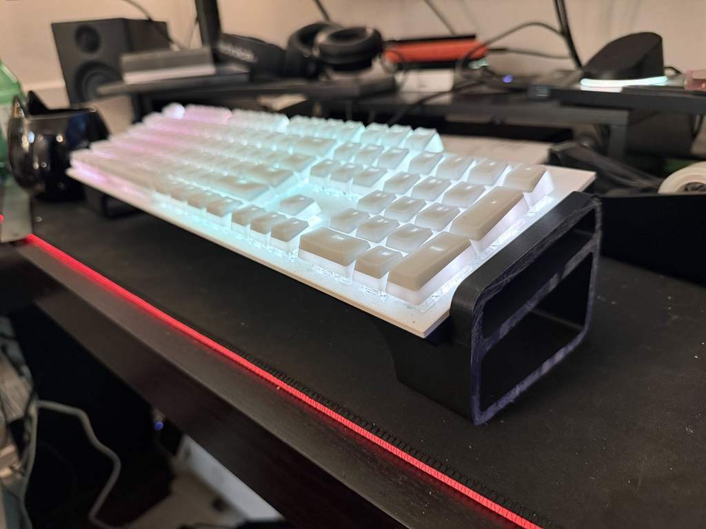 ⌨️ Angled Keyboard/Laptop Riser・Free 3D File for ・Cults