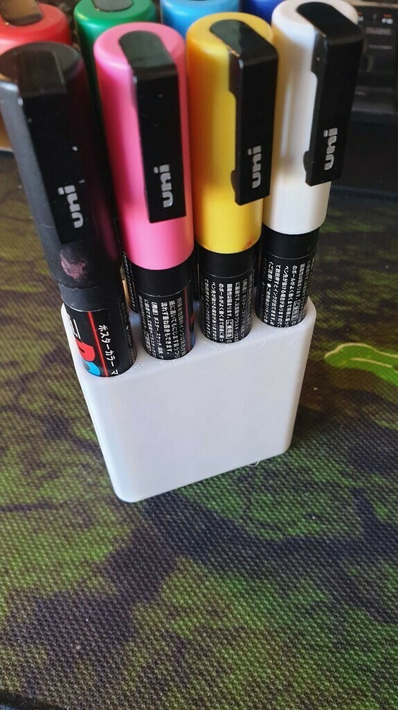 Free 3D file POSCA Holder 🏢・Object to download and to 3D print・Cults