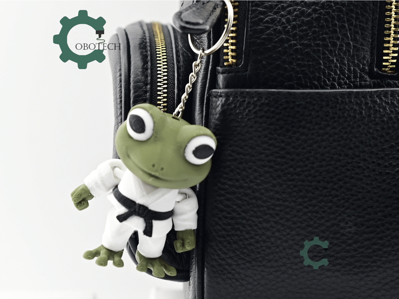 3D file Cobotech Articulated Frog In Judo Gi Keychain - Cute Backpack ...