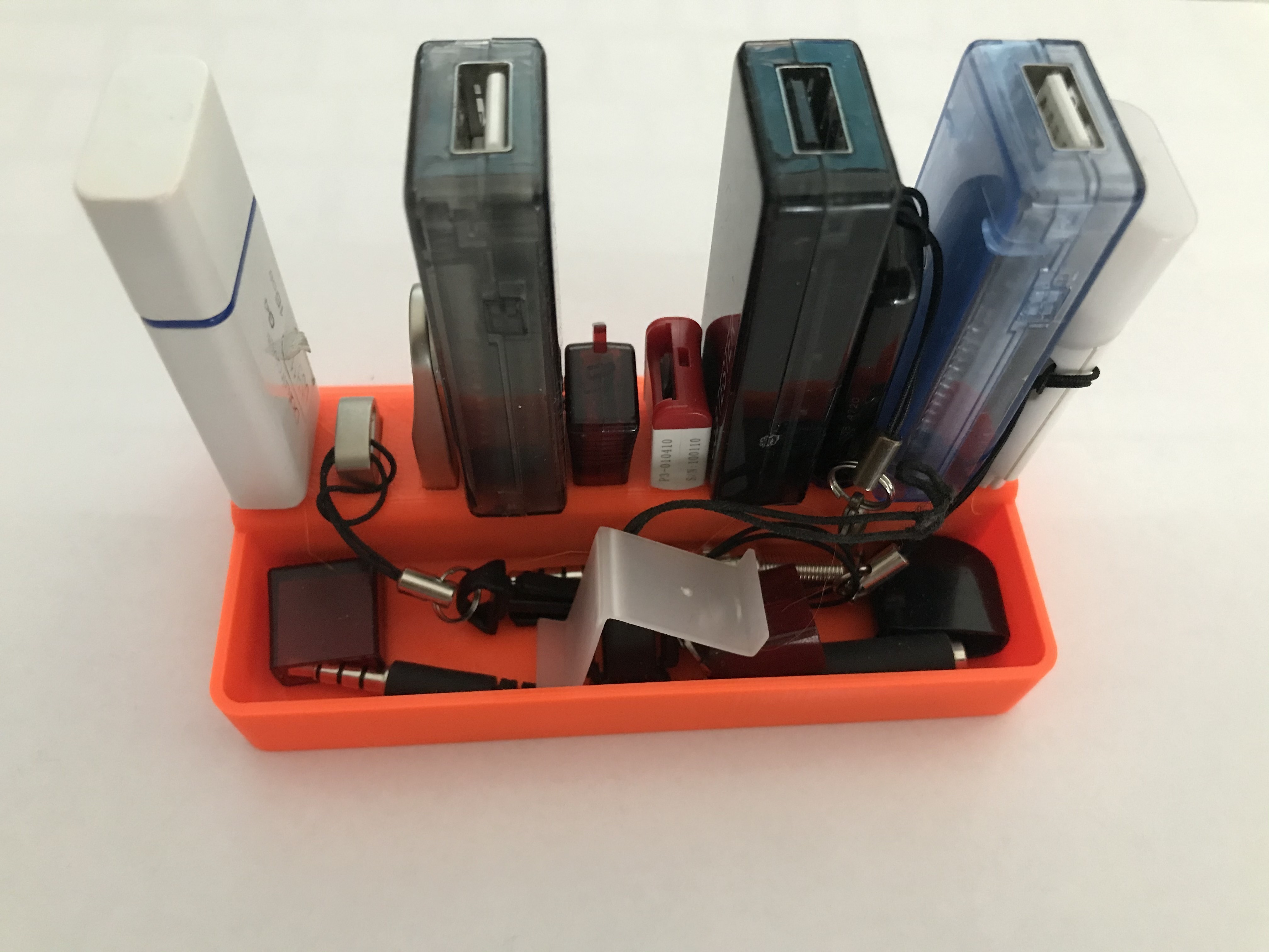 3D print USB Holder with storage box・Cults