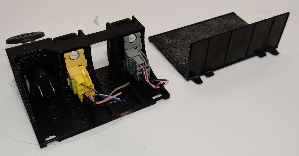 Free 3D file Volvo 960 / 760 MK2 Switch Accessory Holder 🚗 ・Model to ...