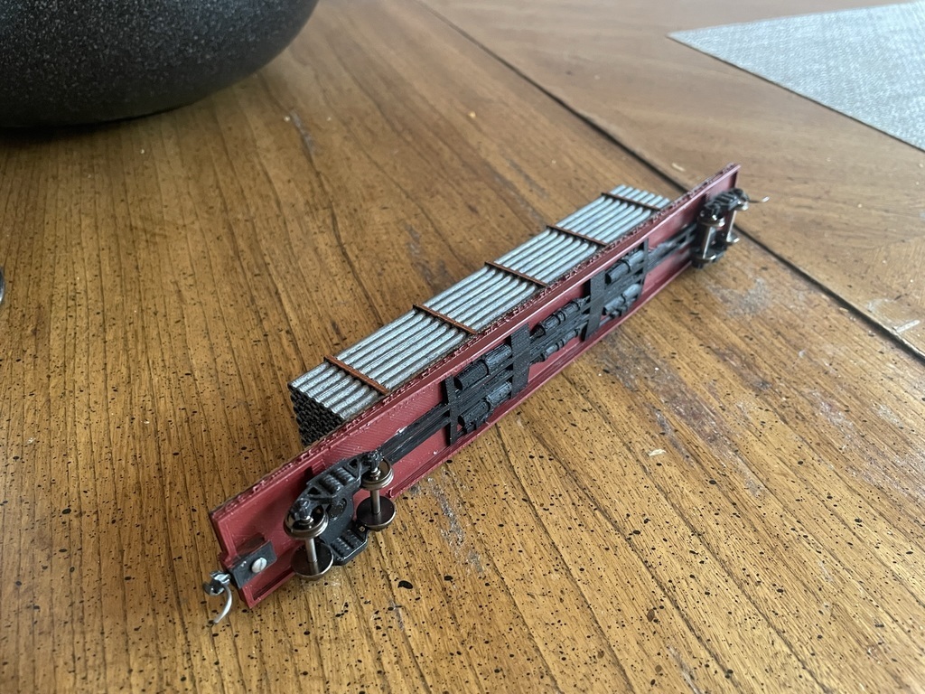 🚆 HO Scale 75ft Flatcar Freight Train car with a Pipe Load・Free 3D File ...