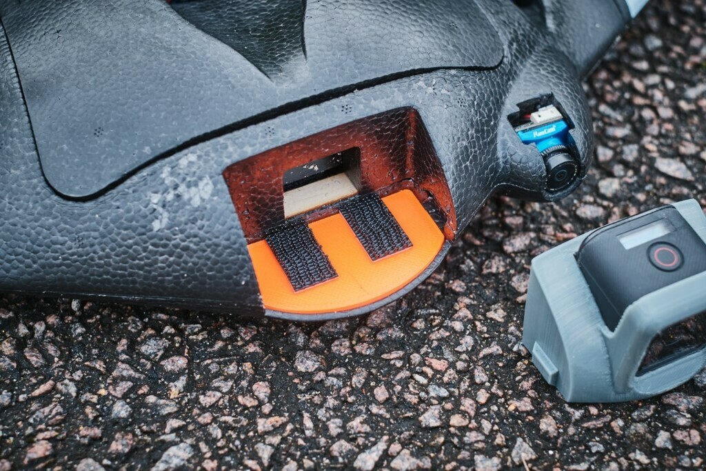 Archivo 3D gratis Sonicmodell AR Wing Pro GoPro Hero / Session / Naked ...