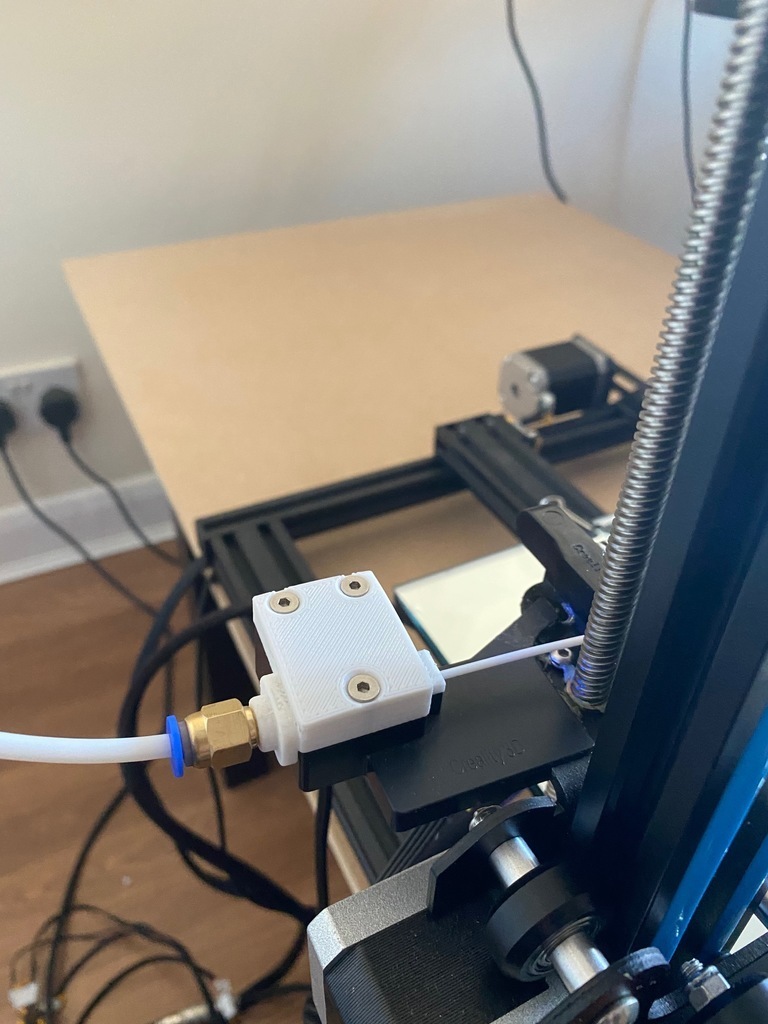 Free 3D file CR10 s top mount filament feeder 🔝 ・3D printable object to ...