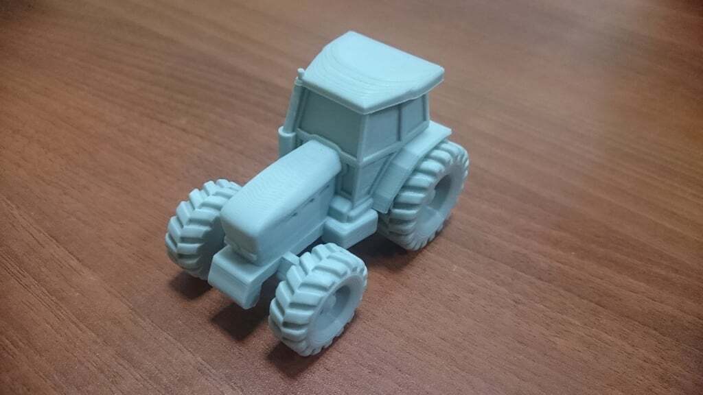 3D printing Easy to print Generic Tractor (esc: 1:100)・Cults