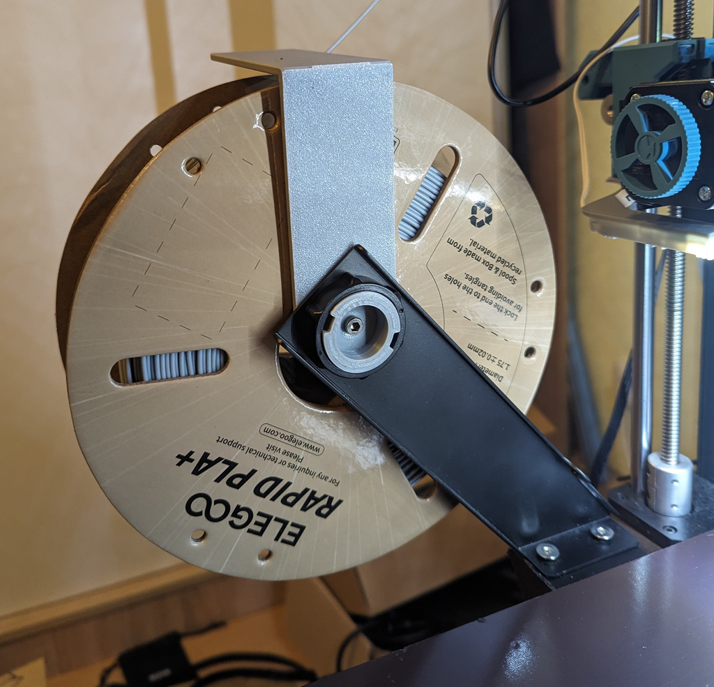 Free 3D file Sovol SV06 Plus Spool Holder Shield ・3D printable model to ...