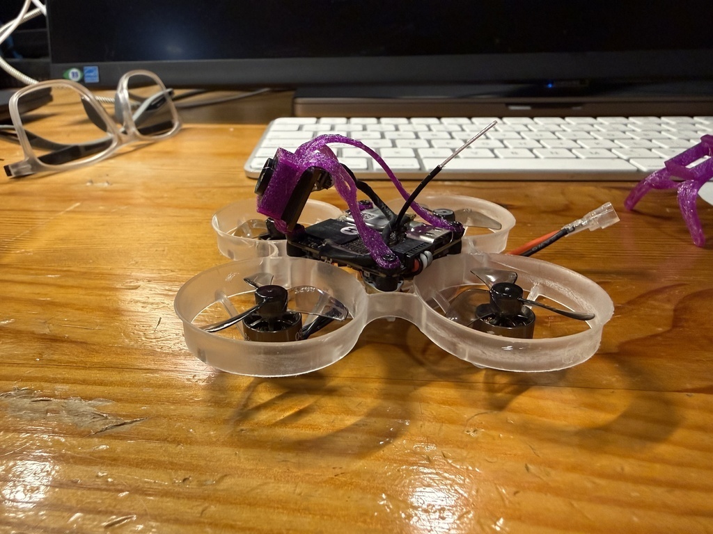 🪳 Hummingbird or Cockroach or Whoop O4 camera mount・Free 3D File for ・Cults