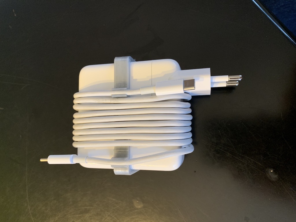 Free 3D file MacBook Pro USB-C 61W Power Supply Cable Spool 💻 ・3D print ...