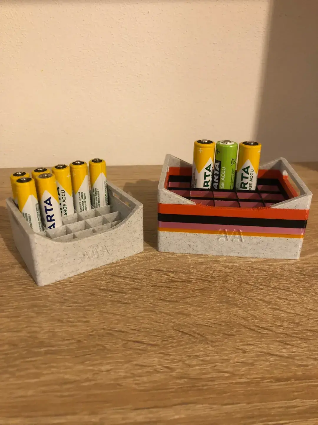 📦 Batteries box - AA / AAA・Free 3D File for ・Cults