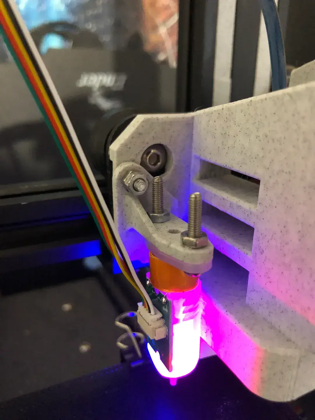 Free 3D file Ender 3 V2 BL Touch mount 🧞‍♂️ ・Design to download and 3D print・Cults