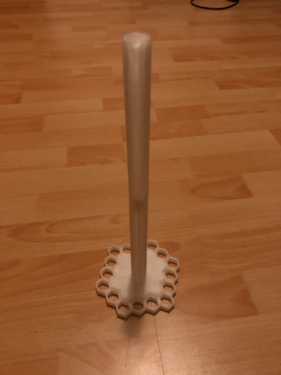 Free 3D file Hexa Paper Towel Holder 🔪 ・3D printable design to download・Cults