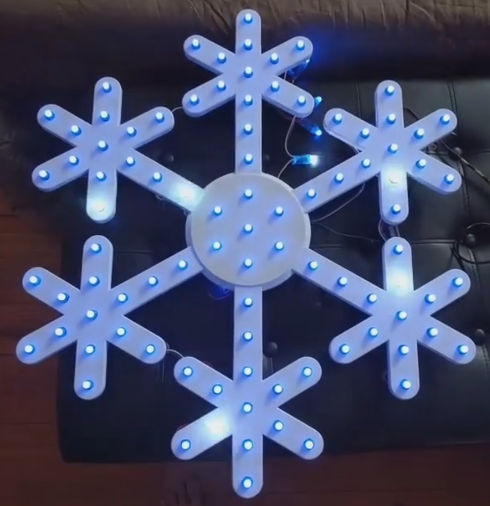 ️ Snowflake to use with pixel LEDs・Free STL File for 3D printing・Cults
