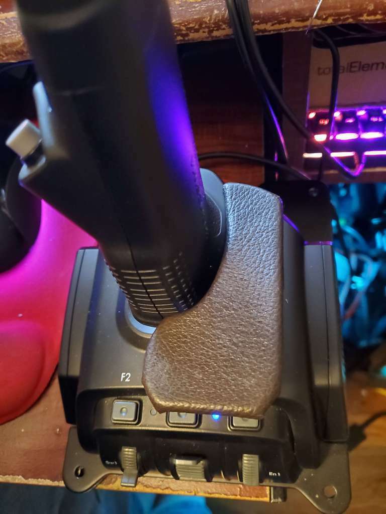 🎮 Wrist Rest for VKB Gladiator NXT/Evo SCG・ STL File for ・Cults