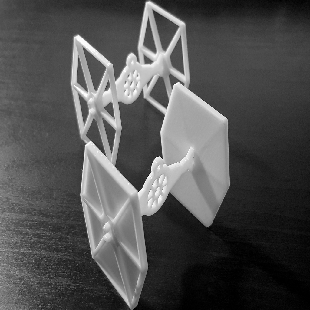 👔 Tie Fighter Ornament with Panels・Free 3D File for ・Cults