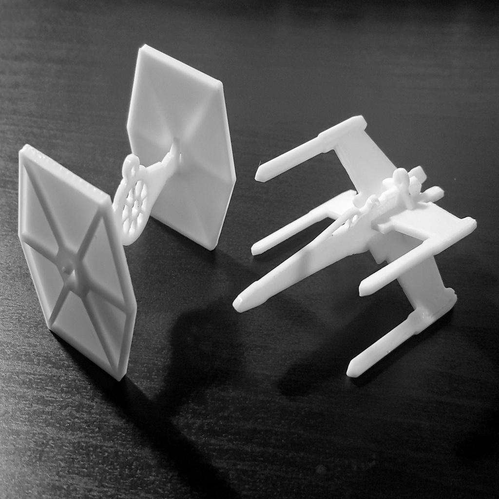 👔 Tie Fighter Ornament with Panels・Free 3D File for ・Cults