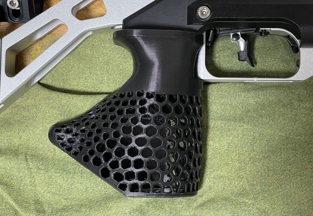 3D file Feinwerkbau Airgun Grip 800 👽 ・3D printer model to download・Cults