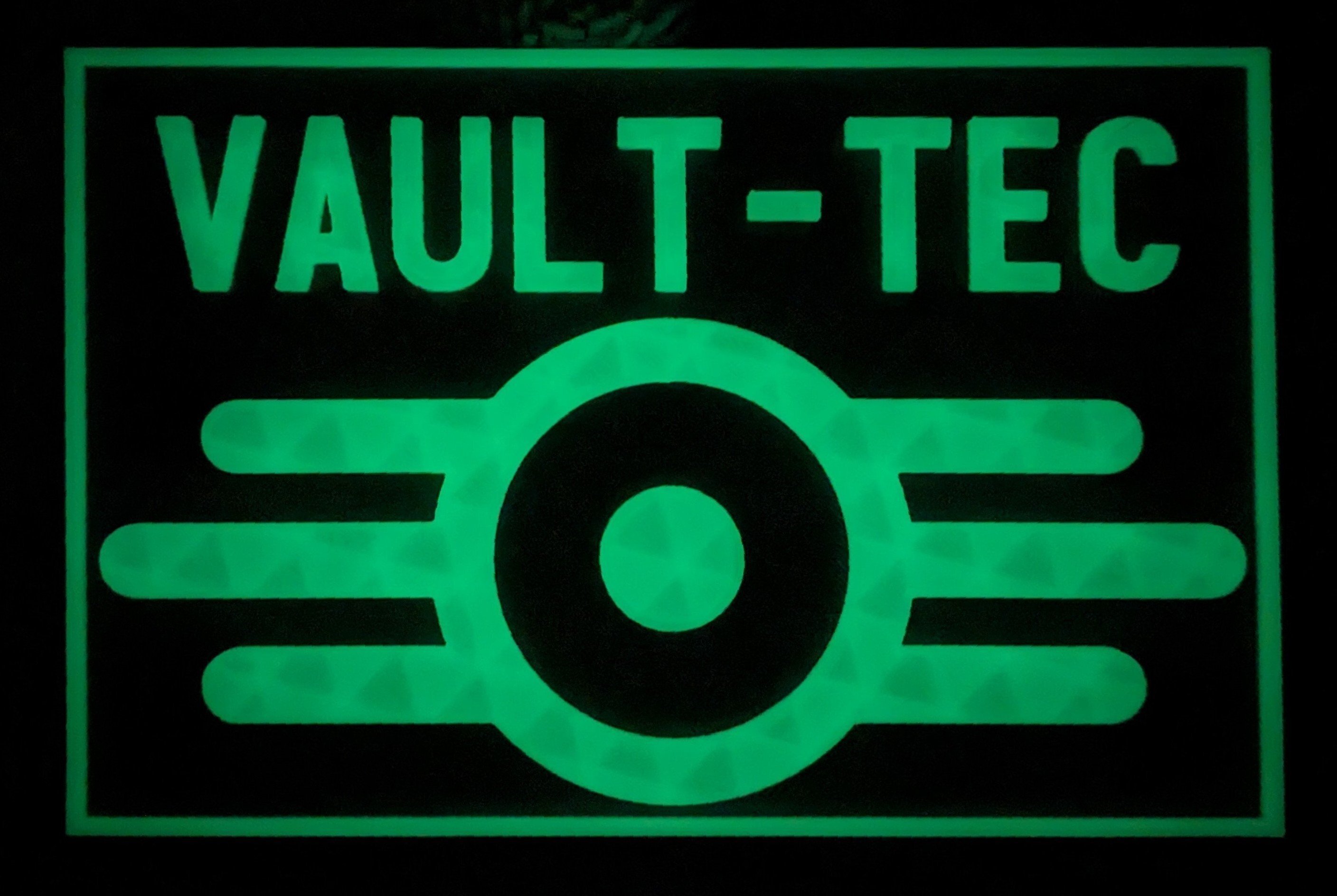 3D printed Fallout Vault-Tec Sign・Cults