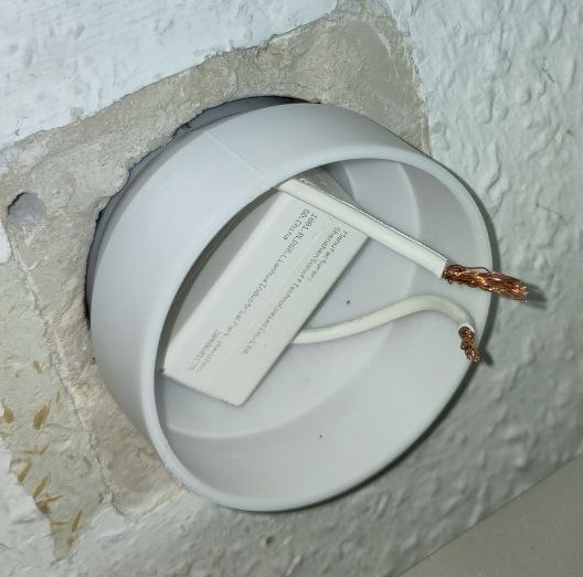 Free 3D file Flush-mounted hollow wall box extension / Flush-mounted ...