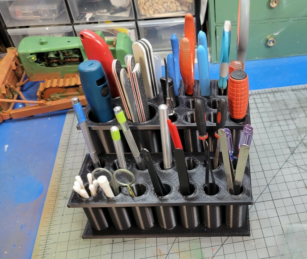 Free 3D file Bi-Level Benchtop Tool Holder 📦・Model to download and 3D ...