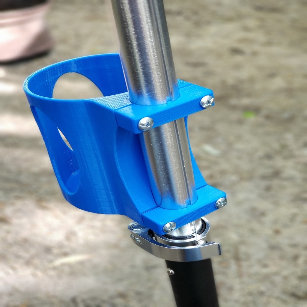 🛴 Kick Scooter Cup Holder・Free 3D File for ・Cults