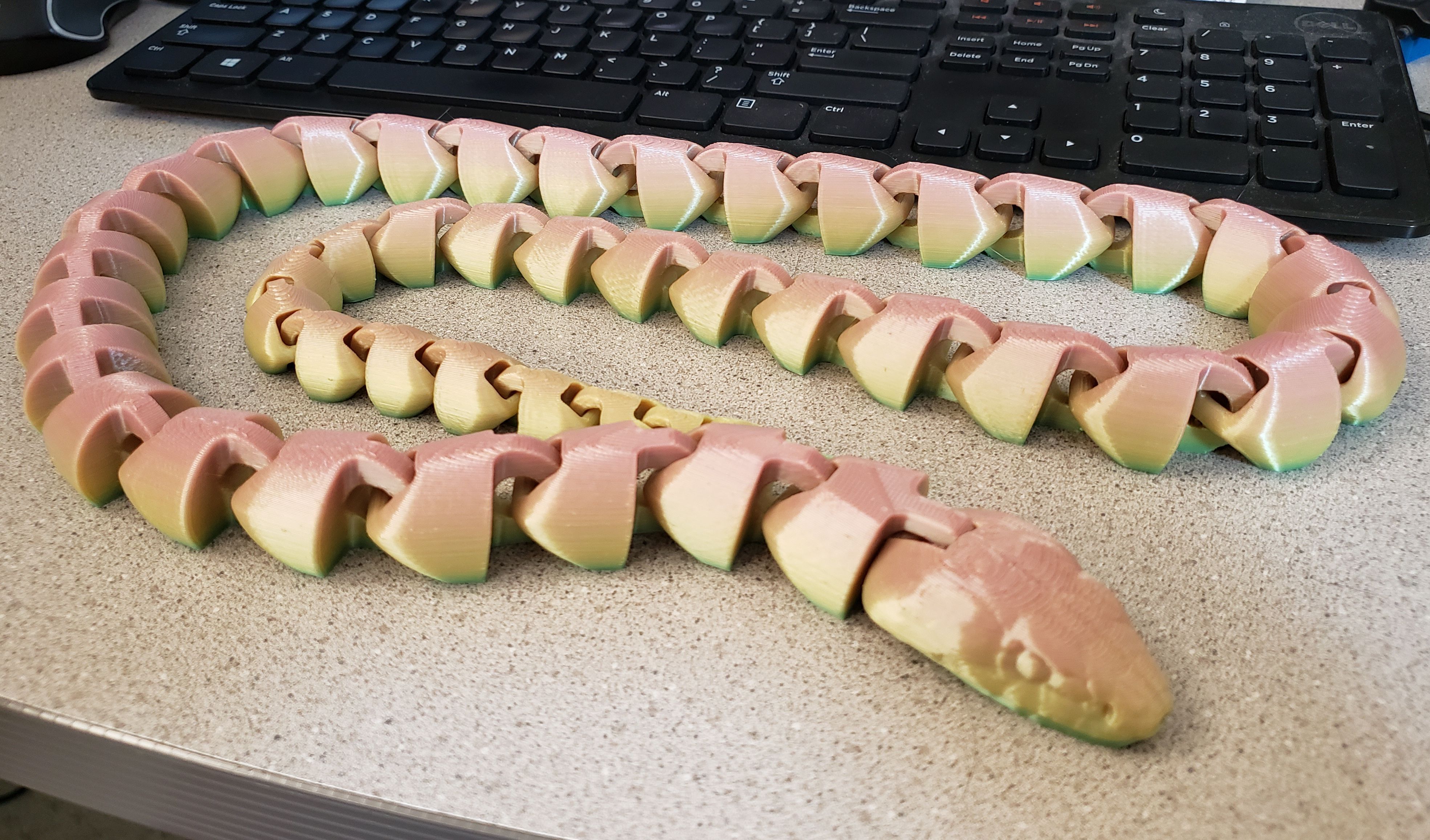 3D printing Articulated Snake v1 by Onasiis・Cults