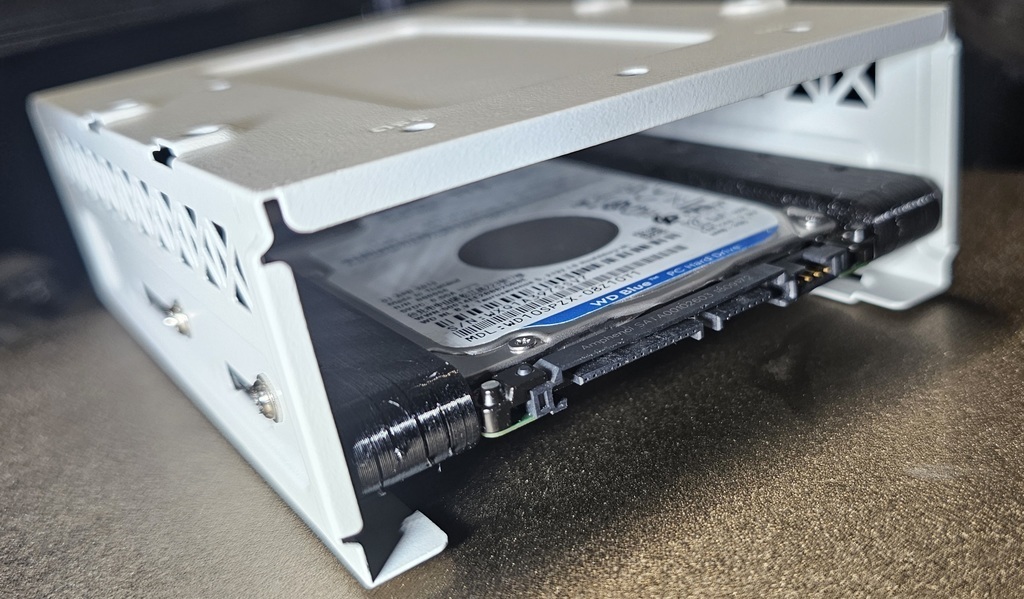 🖥️ HDD 2.5 to 3.5 Adapter・Free STL File for 3D printing・Cults