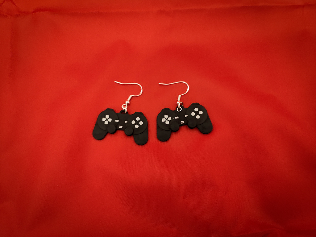 Free 3D file PlayStation Controller Inspired Earrings 🎮 ・3D printer ...